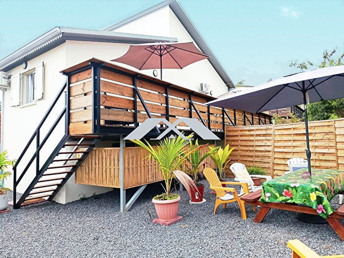 Maison à louer - Létang-Salé, Lambert - 3 pièces - 2 chambres