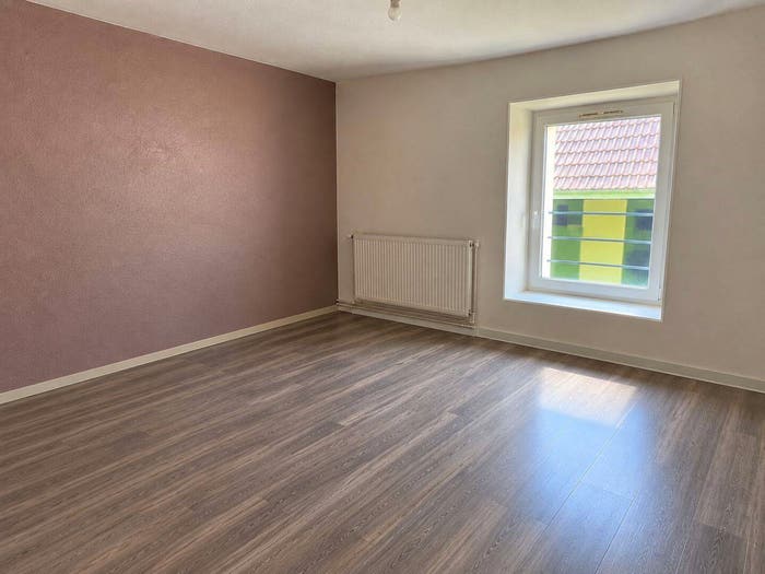 Appartement 3 pièces à louer à Rougemont-le-Château