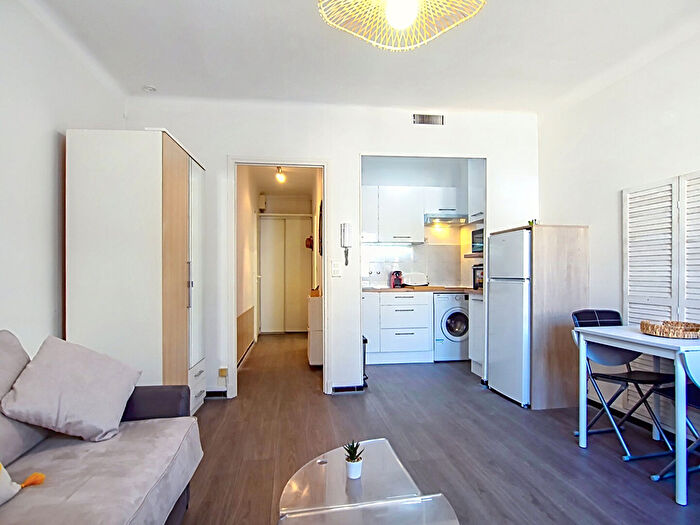 Cannes, Centre-ville : Appartement 1 pièce à vendre