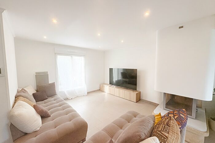 Maison à vendre - Cauvigny - 7 pièces - 6 chambres