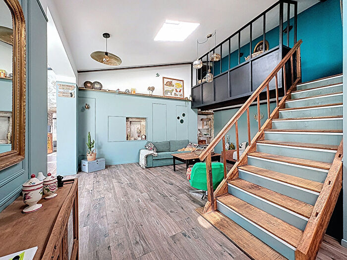 Maison 7 pièces à Bouin, à vendre