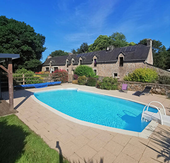 Maison à vendre - Meslan - 8 pièces - 6 chambres