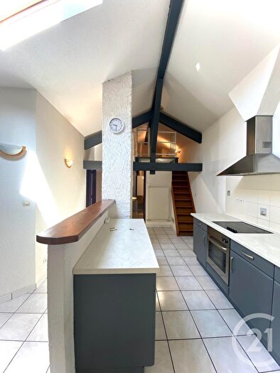 Montbéliard, Centre-ville, Prairie, Batteries du Parc, Charmontet : Appartement 4 pièces à louer