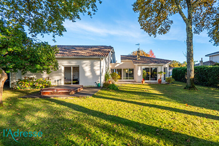 Maison à vendre - Gradignan, Ornon, Chartrèze, Beausoleil - 8 pièces - 5 chambres