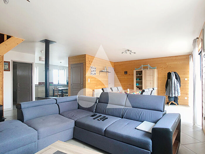 Appartement à vendre - Larajasse - 3 pièces - 4 chambres