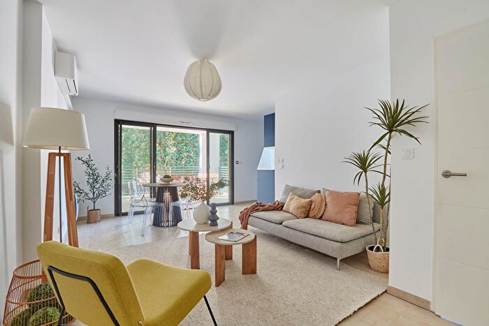 Appartement à vendre - Aix-en-Provence - 3 pièces - 2 chambres