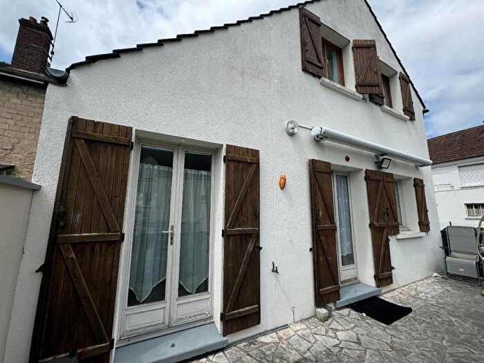 Maison à vendre - Persan - 5 pièces - 4 chambres