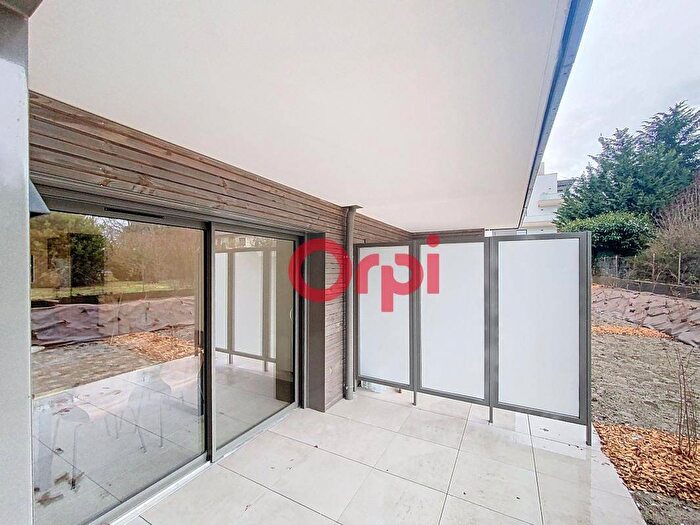 Appartement à louer - Nord, Saint-Julien-en-Genevois - 3 pièces - 2 chambres