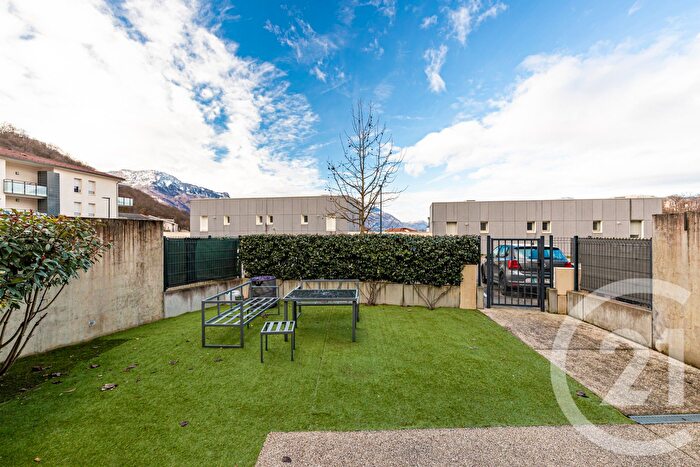 Appartement à vendre - Eybens - 3 pièces - 2 chambres