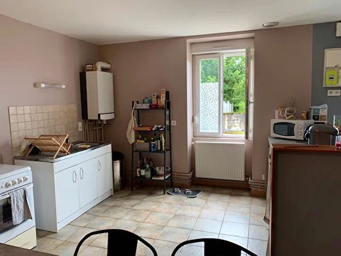 Montceau-les-Mines, Bois du Verne, Bois Garnier : Appartement 3 pièces à louer