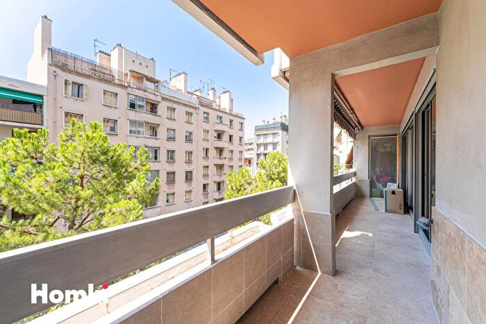 Marseille 4ème, Les Chartreux : Appartement 3 pièces à vendre