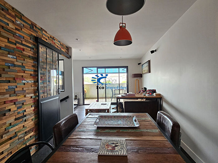 Maison à louer - Dompierre-sur-Mer - 4 pièces - 3 chambres