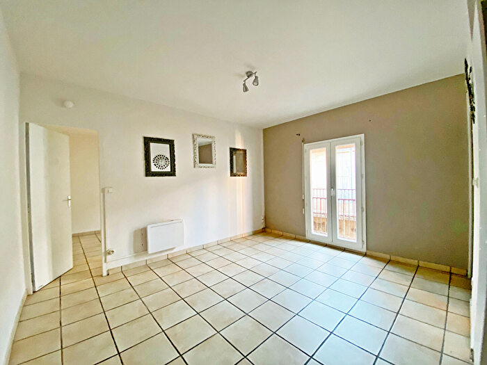 Appartement à louer - Béziers, Champ de Mars - 2 pièces - 1 chambre