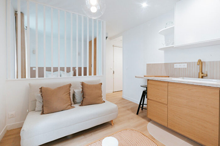Paris 11ème, Nation, Alexandre Dumas : Appartement 1 pièce à louer