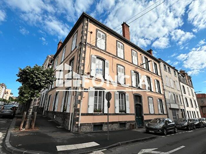 Appartement à louer - Lecoq, Clermont-Ferrand - 5 pièces - 3 chambres