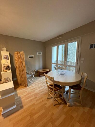 Appartement à louer - Saint-Brieuc, Ville Bougault, Beauvallon - 1 pièce