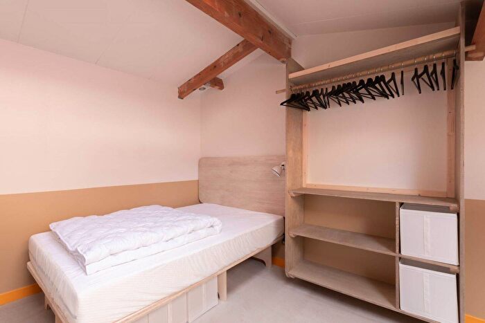 Appartement à louer - Buttes Aux Cailles-Glacière, Paris ème arrondissement - 9 pièces - 9 chambres