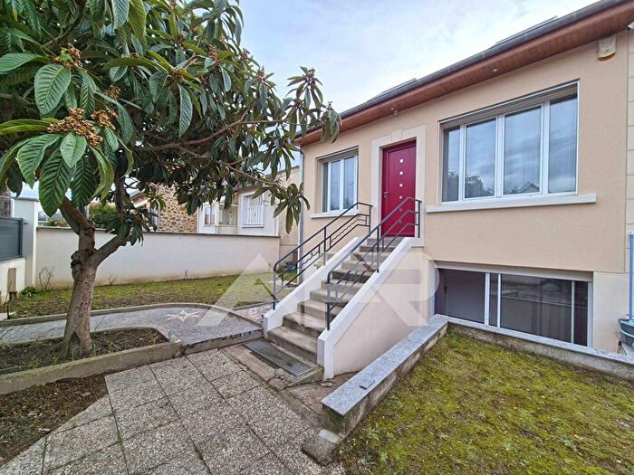 Maison à vendre - Chatou, Ouest - 8 pièces - 5 chambres