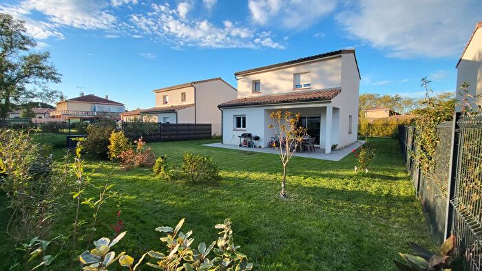 Maison à vendre - Eaunes - 5 pièces - 3 chambres