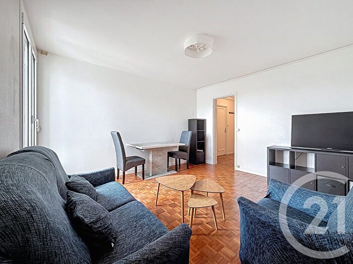 Appartement à vendre - Vitry-sur-Seine, Stalingrad - 3 pièces - 2 chambres