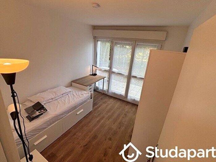 Appartement à louer - Bois Saint Martin-Yvris-Richardets-Monfort, Noisy-le-Grand - 1 pièce - 1 chambre