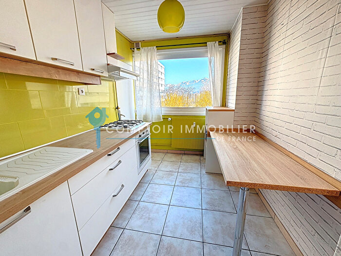 Appartement à vendre - Seyssinet-Pariset - 3 pièces - 2 chambres