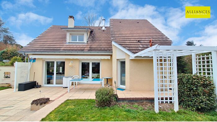 Maison à vendre - Eschentzwiller - 6 pièces - 4 chambres