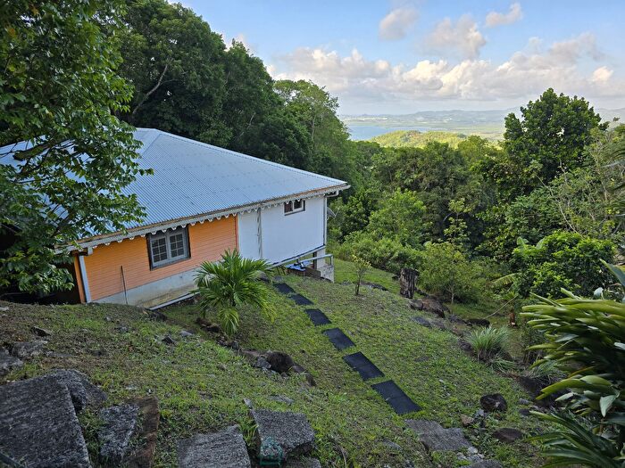 Maison à vendre - Les Trois-Îlets - 4 pièces - 2 chambres