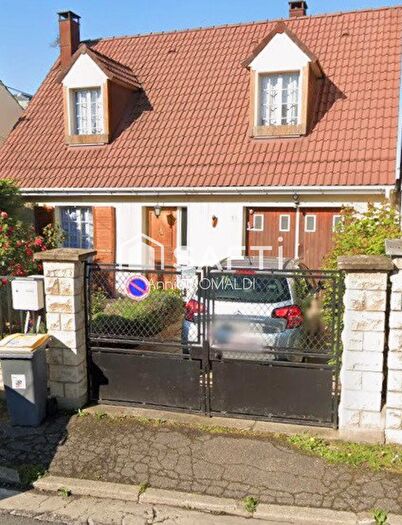 Maison à vendre - Argenteuil, Centre-ville - 5 pièces - 3 chambres