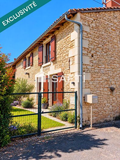 Maison 3 pièces à Saint-Jean-de-Sauves, à vendre