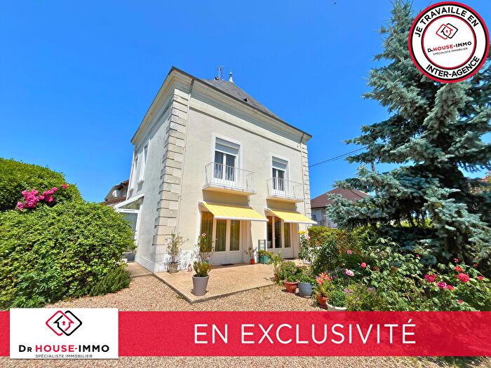 Maison à vendre - Châtellerault, Est - 7 pièces - 5 chambres