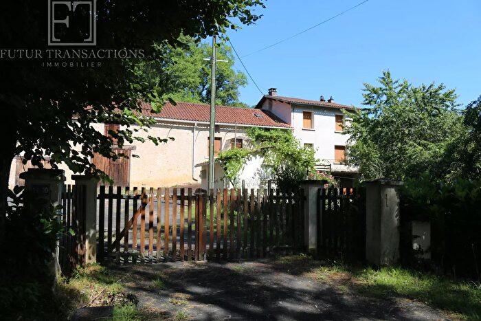 Maison à vendre - Villars - 8 pièces - 5 chambres