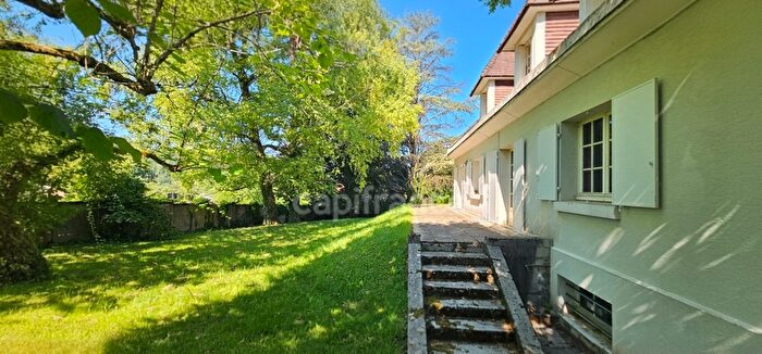 Maison à vendre - Mesnay - 7 pièces - 5 chambres