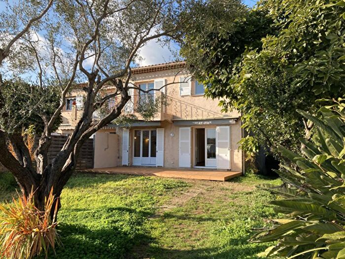 Antibes, Rabiac, Carriat, Les Semboules, Les Brusquets - Maison 5 pièces à louer
