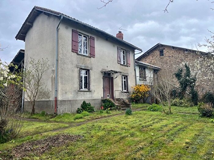 Maison 4 pièces à vendre à Saint-Laurent-sur-Gorre