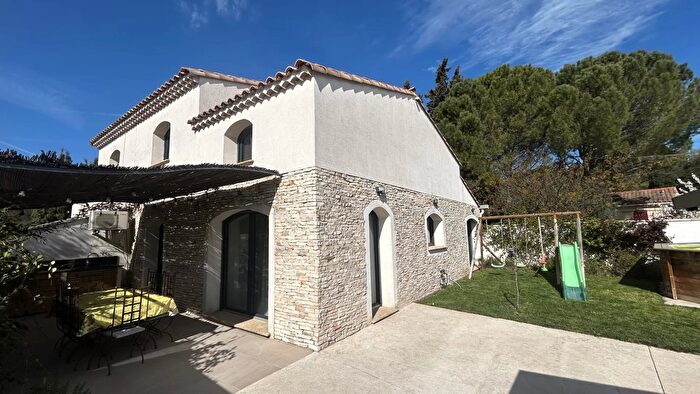 Maison à vendre - Vernègues - 5 pièces - 4 chambres