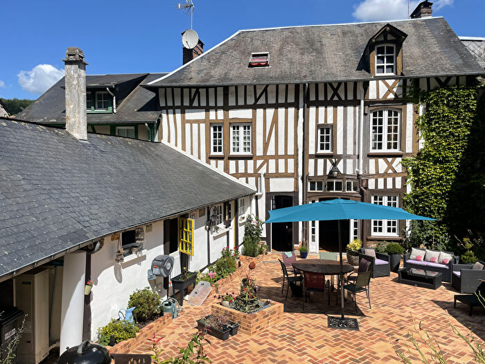 Maison 7 pièces à Lyons-la-Forêt, à vendre