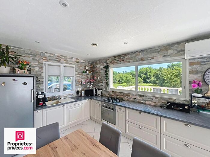 Maison à vendre - Rians - 5 pièces - 4 chambres