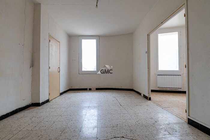 Maison à vendre - Plaissan - 5 pièces - 2 chambres