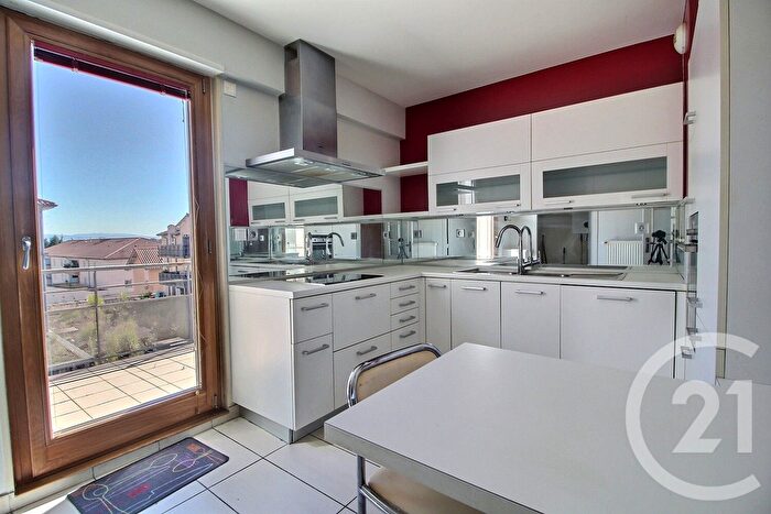 Appartement à vendre - Dagneux - 4 pièces - 3 chambres