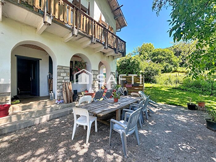 Larrivoire : Maison 15 pièces à vendre