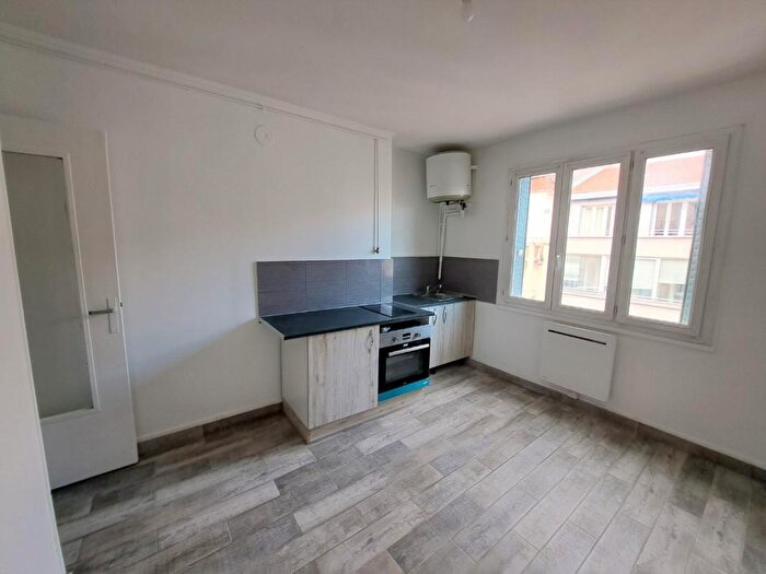 Appartement à louer - Grenoble, La Capuche, Grands Boulevards - 2 pièces - 1 chambre