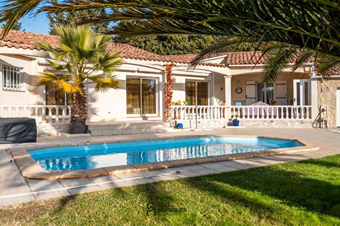 Maison 5 pièces à Uzès, à vendre
