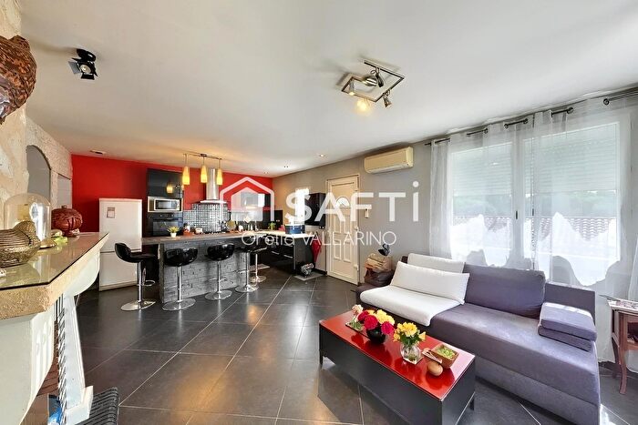 Ambarès-et-Lagrave, Centre-ville, Lagrave, Les Erables, Chêne Vert : Appartement 3 pièces à vendre