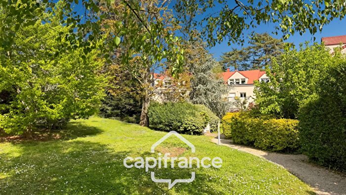 Maison 7 pièces à vendre - Garches, Gare