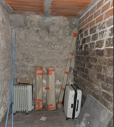 Appartement à louer - Paris e , La Fourche, Guy Moquet - 2 pièces - 1 chambre