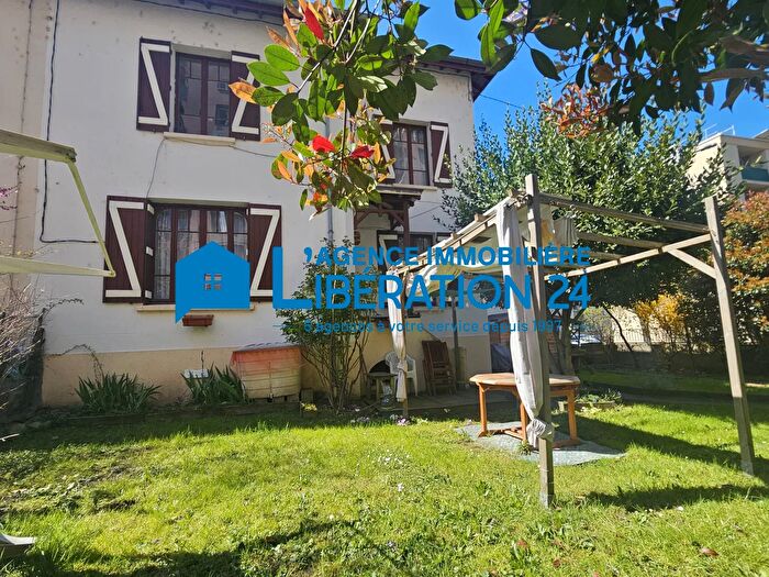 Maison à vendre - Saint-Chamond, La Valette, Croix Berthaud, Saint-Martin - 4 pièces - 3 chambres