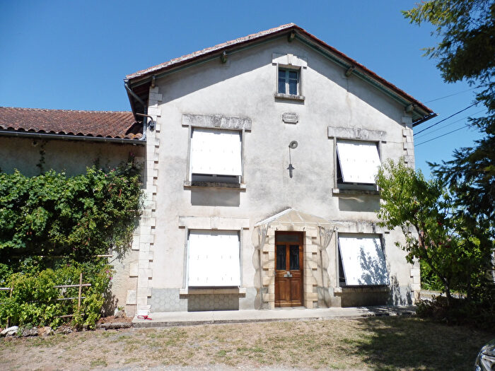 Maison 5 pièces à vendre à Douchapt