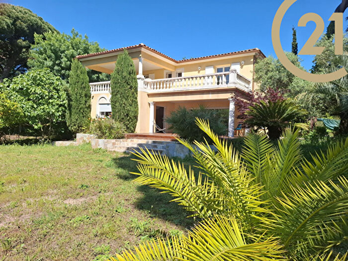 Maison 6 pièces à vendre à Fréjus