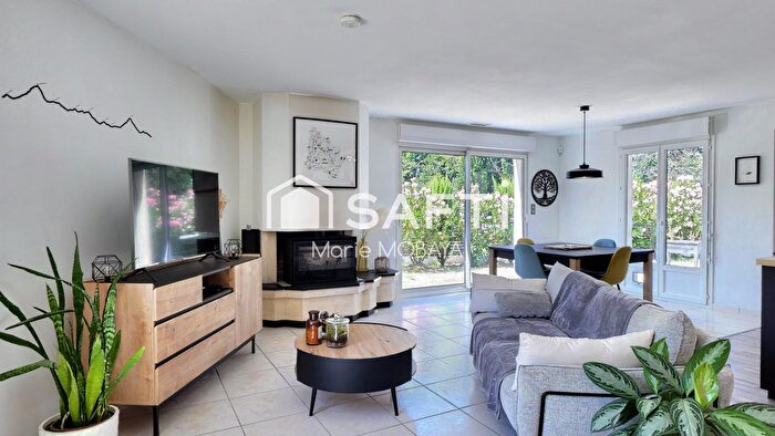 Maison 4 pièces à vendre à Izon